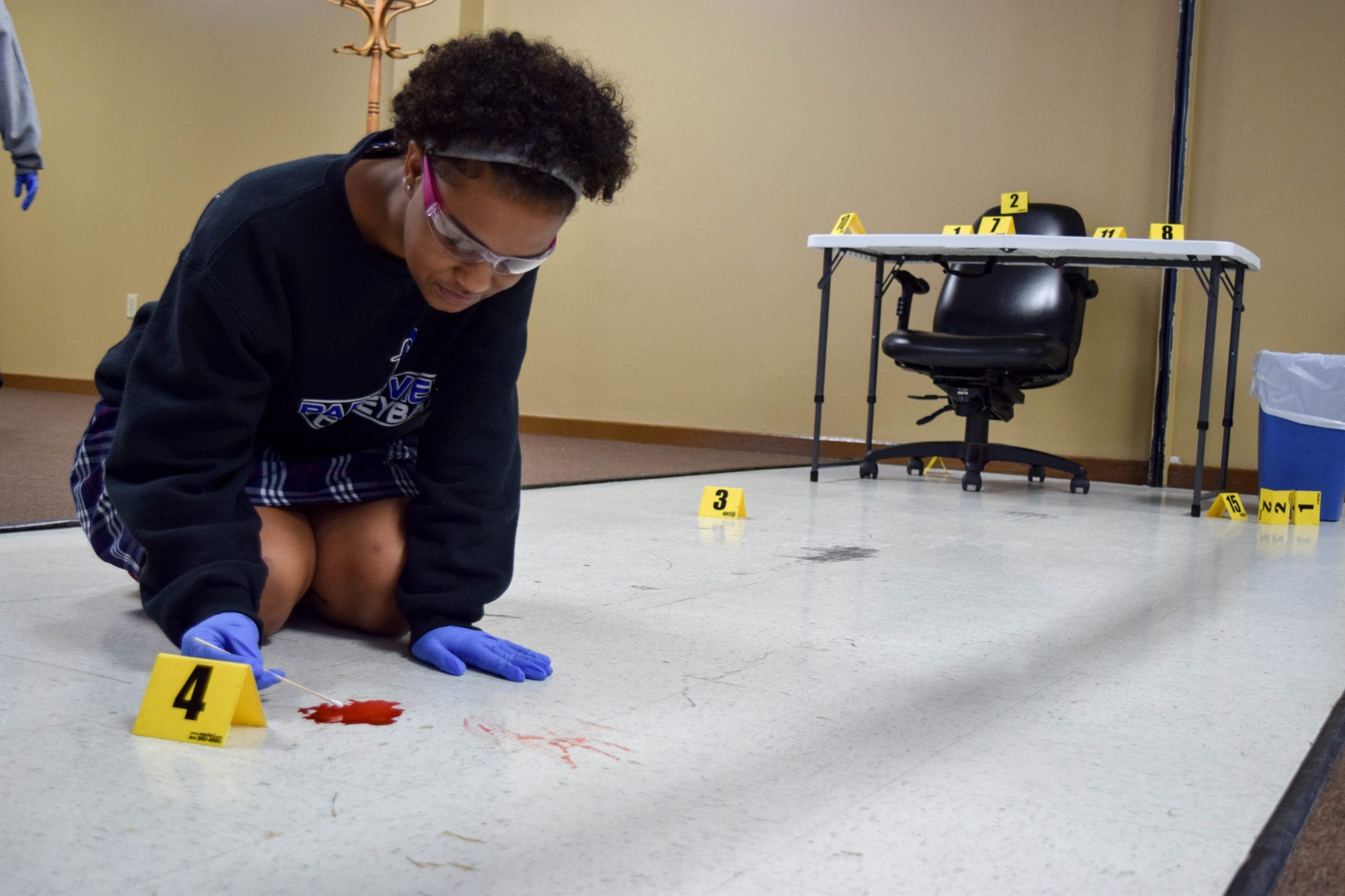 Forensic Science students working in “Crime Lab” - Parkview Baptist ...