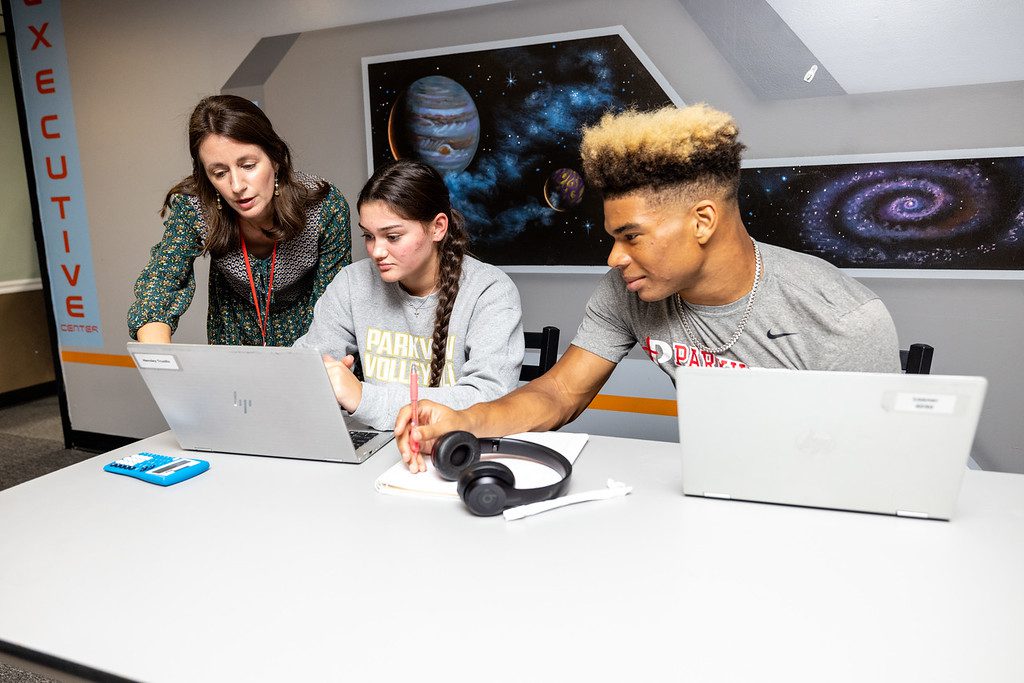 Flex HS students with teacher - Parkview Baptist SchoolParkview Baptist ...