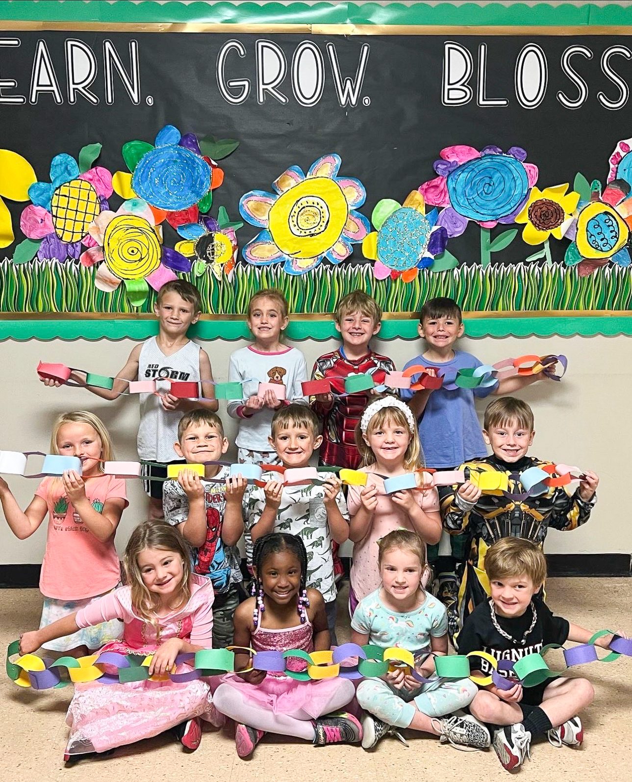 Kindergarten Compliment Chain Breaks Record - Parkview Baptist ...